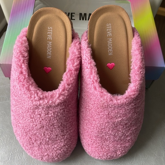 Steve Madden | Shoes | Steve Madden Kids Girls Pink Sherpa Slippers ...